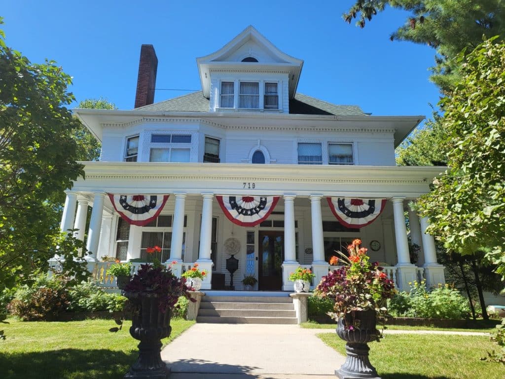 The Historic Gilbert Mansion - Visit Grand Rapids